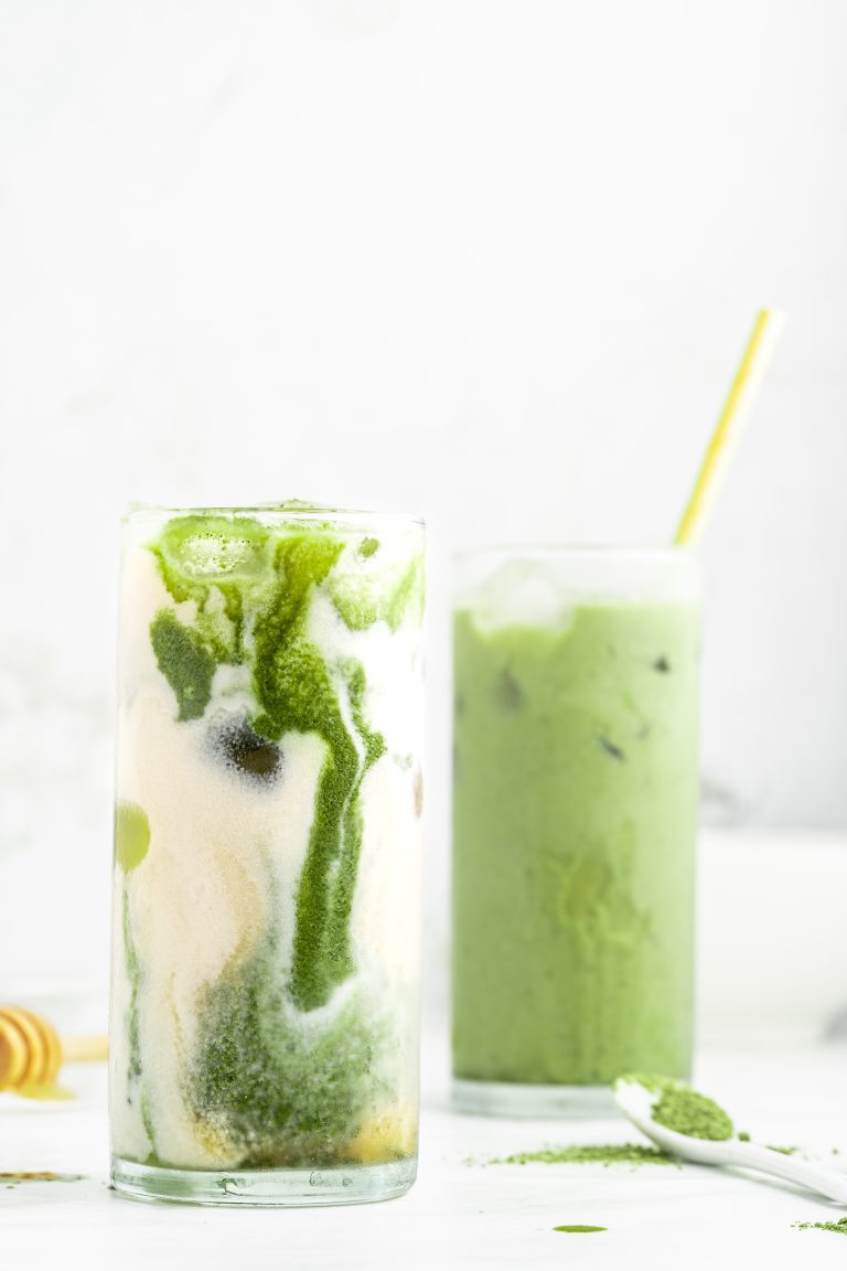 Vanilla Matcha Latte | My Nourished Home | Recipe