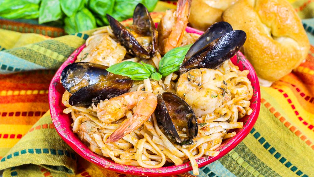 Instant Pot Seafood Marinara Pasta Easy Weeknight Dinner Recipe | My ...